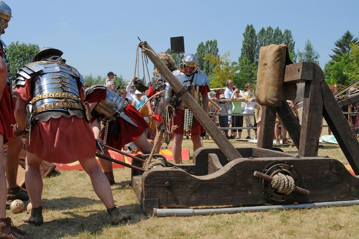 Les pièces d’artillerie de l’Antiquité gréco-romaine